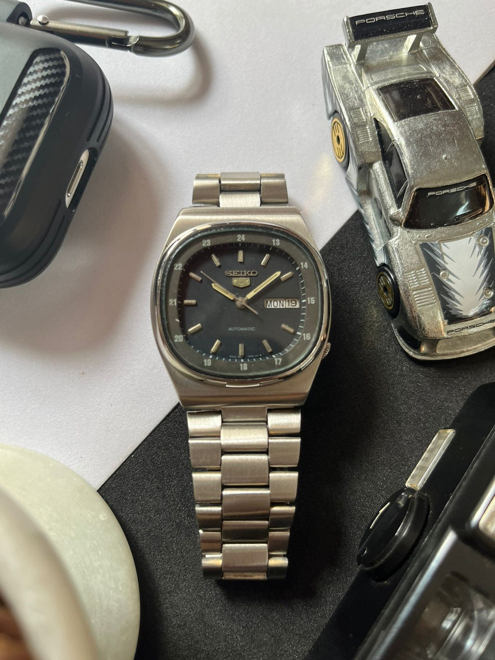 1983 Seiko 5 Railway Time Navy Blue Square Dial (Pre Owned) – watchtopia.in